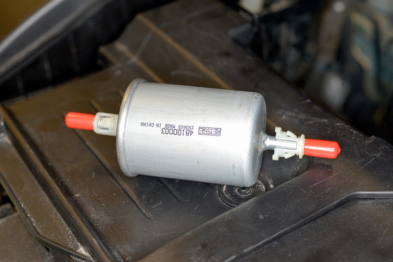 1999-2006 Chevy Silverado/GMC Sierra Pickup Trucks Fuel Filter ...